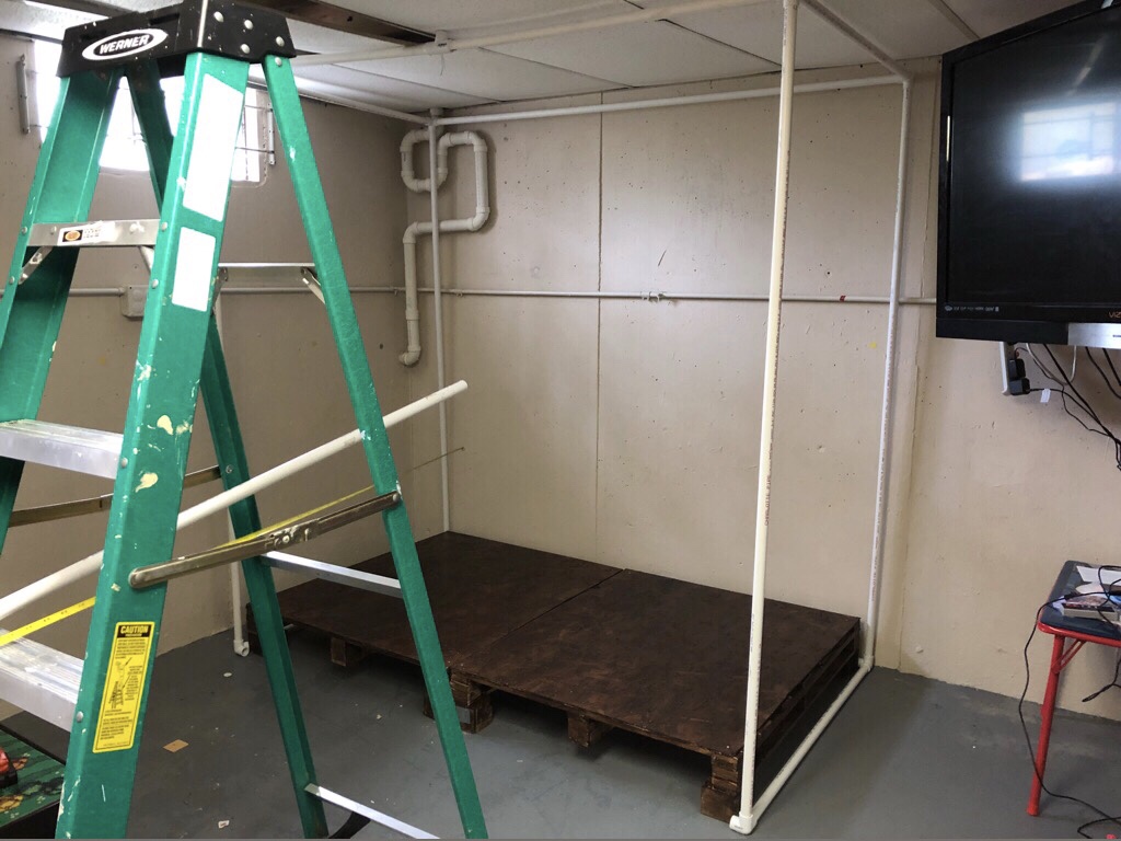 A DIY Theater Stage for a Toy Room | SharSum Paint