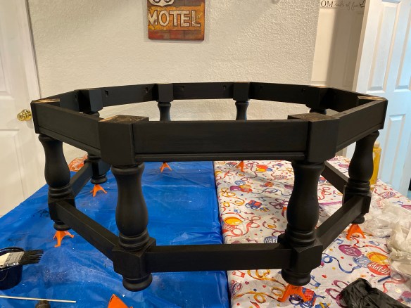 Saving an Awesome Coffee Table from the Dead | SharSum Paint