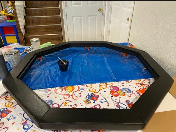 Saving an Awesome Coffee Table from the Dead | SharSum Paint