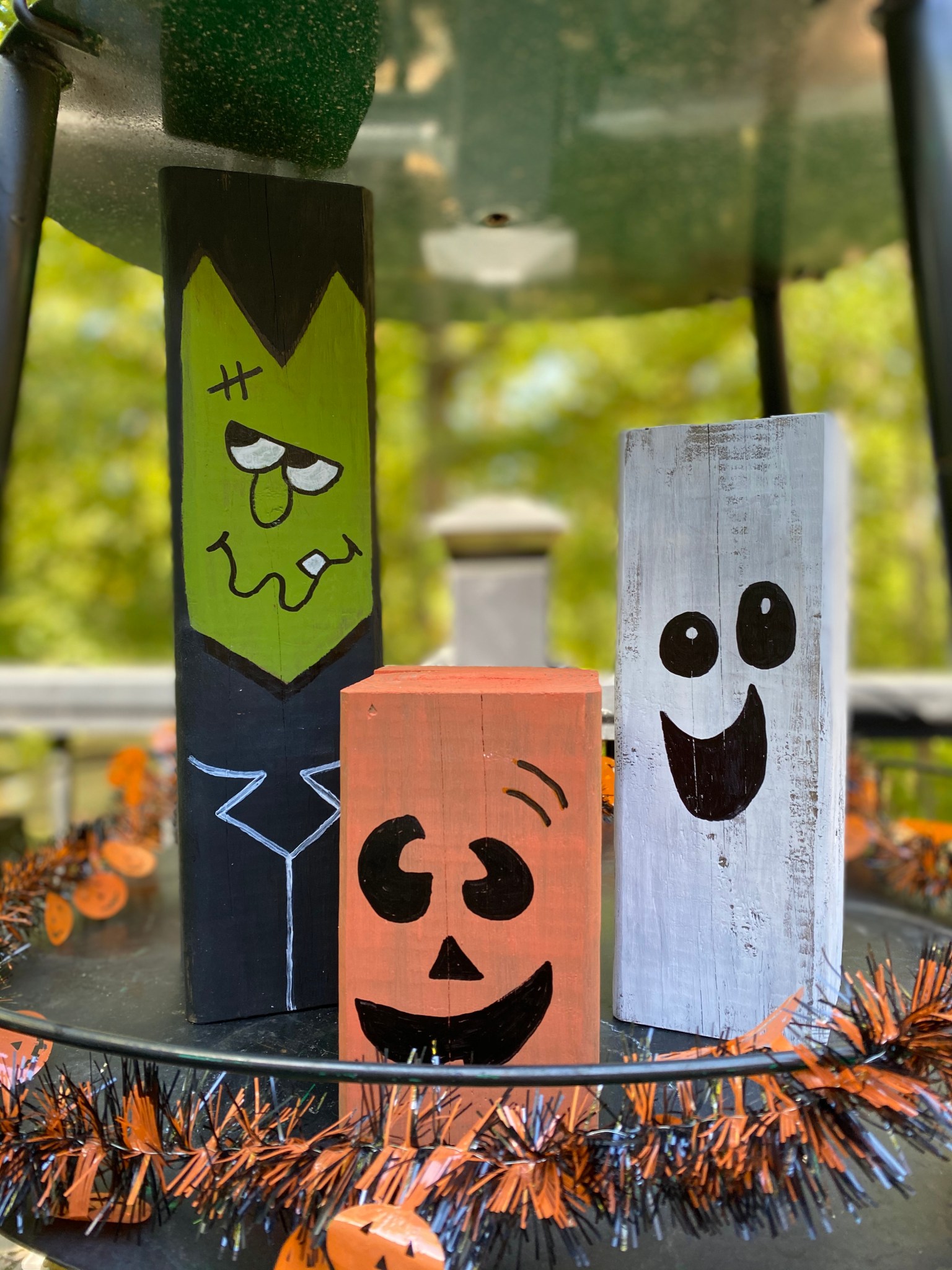 Halloween Deck Display “Tree” | SharSum Paint